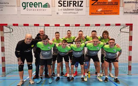 Čempresi Drugi U Zürichu Jaska