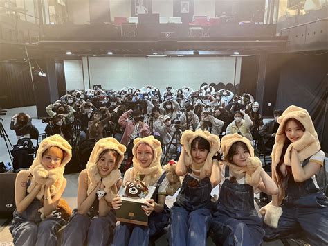 STAYC 스테이씨 on Twitter 추운 날을 시작으로 따듯해진 봄에 활동이 마무리됐네요 스윗 덕분에 모든 날들이 더 따듯하게 느껴졌어요 스테이씨의