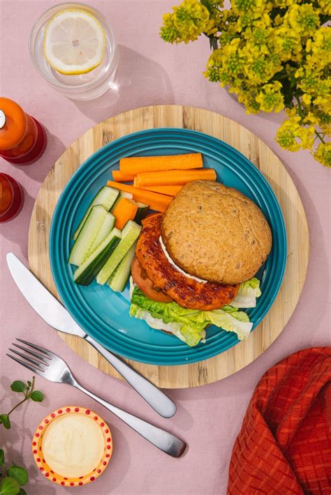 Ørretburger Med Cheddar Og Chili Oppskrift Godtlevert