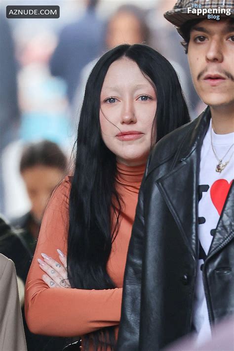 Noah Cyrus Sexy Shows Off Her Hot Pokies At The Stella Mccartney