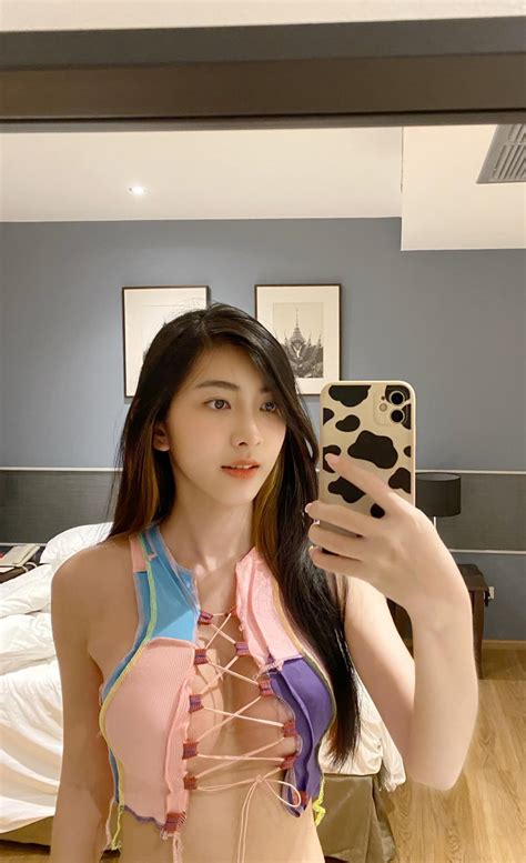 น้องจี๊ดจ๊าด อวดหุ่นแซ่บเกินต้านทาน จนไอจีลุกเป็นไฟ