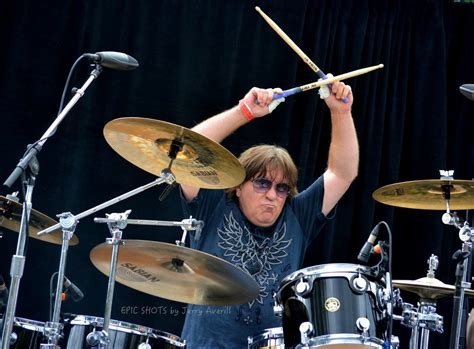 An Interview With Simon Wright Of Acϟdc And Dio — Rglamrock