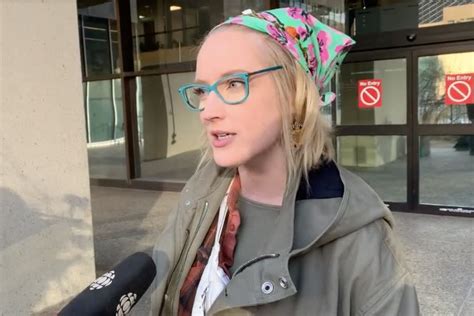 Junos Protestor Hoped Avril Lavigne Would Be Punk Rock And Give Her The Mic │ Exclaim