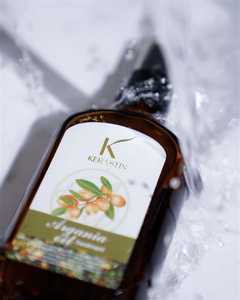 피엘코스메틱 공식계정 찰랑이는 머릿결의 비밀 케라스틴 세라티브 오일 트리트먼트 푸석하고 건조한 머릿결에 생기를 불어넣어줄 마법같은 오일 트리트먼트를 소개합니다 케라스틴