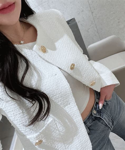 바배소량가능 골드버튼 트위드자켓 에이블리