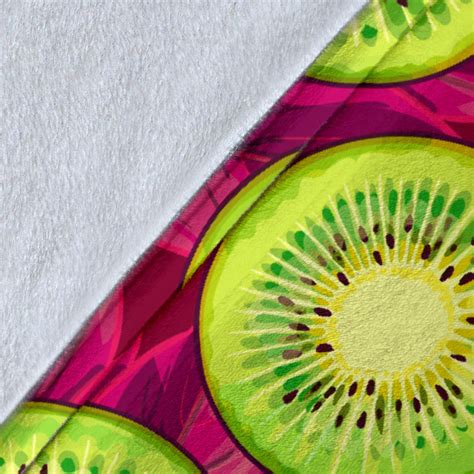 Kiwi Pattern Print Design Kw05 Fleece Blanket Jorjune