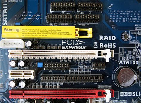 diferença físca entre AGP e PCIe Placas de vídeo Clube do Hardware