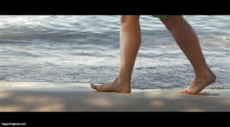 Emilia Clarke Clarkeyxo Nude OnlyFans Leaks The Fappening Photo FappeningBook