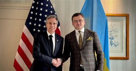 Дмитро Кулеба на конференції в Мюнхені Кулеба провів 15 переговорів про зброю і формулу миру