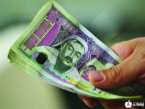 “Цаст Хан Хөхий” компаниас “яваа” хүн Сайншандын Засаг даргын орлогчид таван сая төгрөгийн