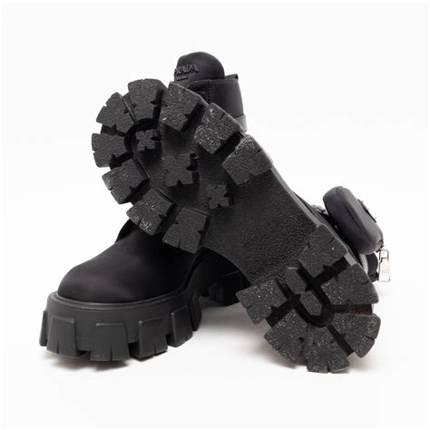 Compra Botas Prada Prada Vtc