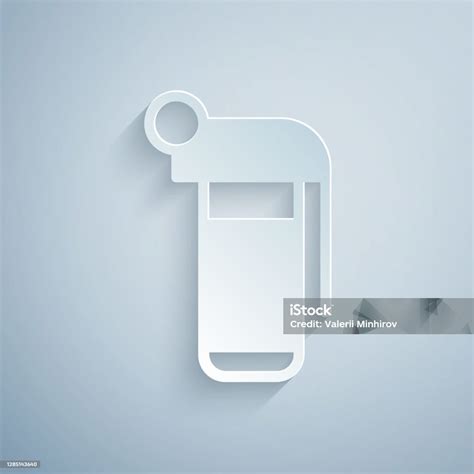 회색 배경에 격리 된 종이 절단 손 수류탄 아이콘 폭탄 폭발 종이 아트 스타일 벡터 3차원 형태에 대한 스톡 벡터 아트 및 기타 이미지 3차원 형태 고풍스런 군사