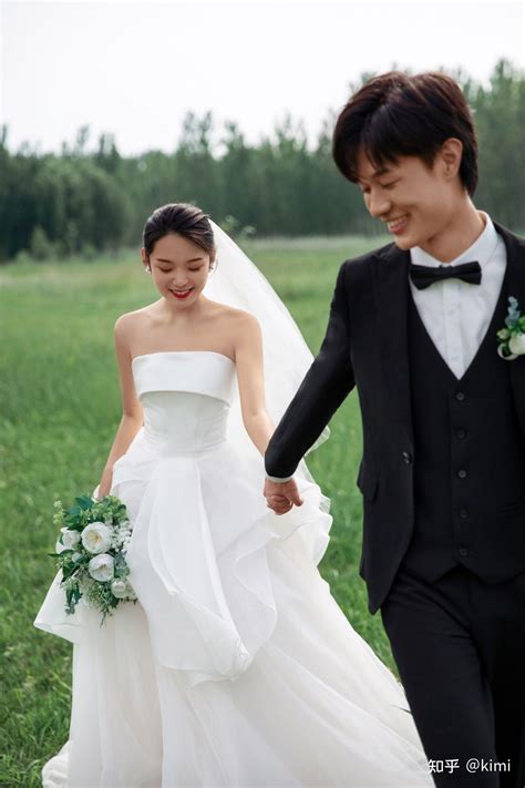 真的很难不爱这组清新感十足的外景婚纱照 知乎