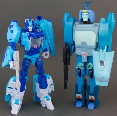 Tfws Transformers Legends Blurr Photoshoot Tfw2005 The 2005 Boards