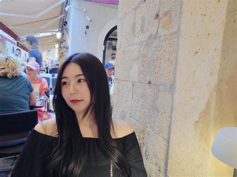 자기소개 안녕 년생 소상공인이야 몸이 아파서 회사를 못다닐 정도라서 스마트스토어를 시작하게되었어 제대로 스마트스토어 시작한지는 년 된 것 같아 유방암 수술 후