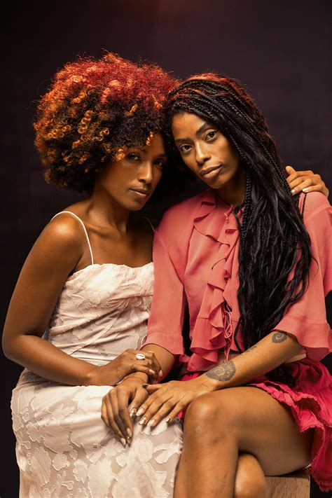 Beautifulbrunettelegsspread Photos Download The Best Free Beautiful