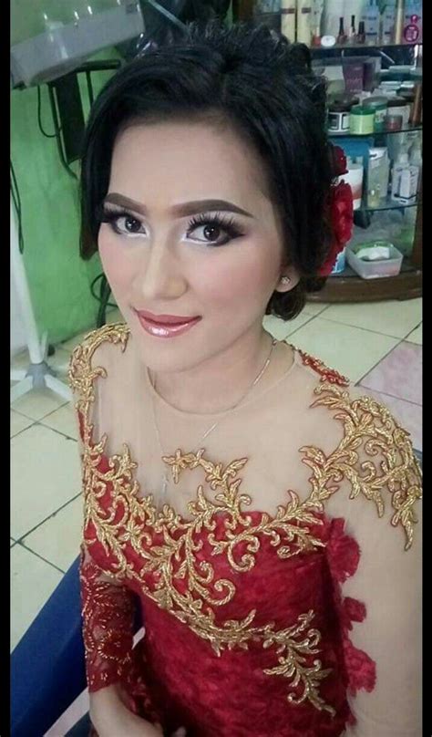 8 Kebaya Modren Ideas