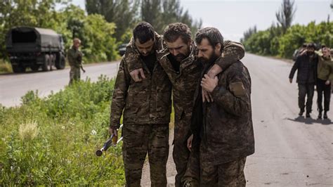 Росіяни каструють українських військовополонених заявляє український психолог в інтервю Times