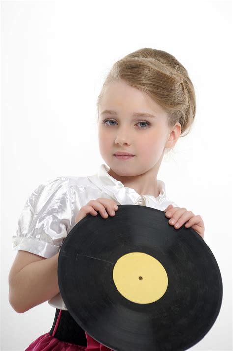 Creating Engaging Content For Record Label Business