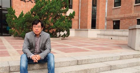 Wu Qiang «la Chine Est Entrée Dans Un Post Totalitarisme