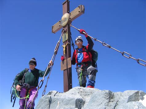 Pisatelj Ivan Sivec O Knjigi Blagoslov Gora In Valentinu Staniču Družina Vsak Dan S Teboj