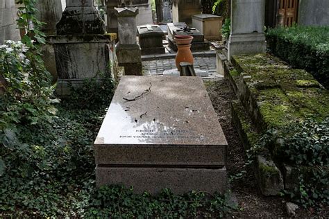 Père Lachaise Cemetery Division 32 Wikimedia Commons