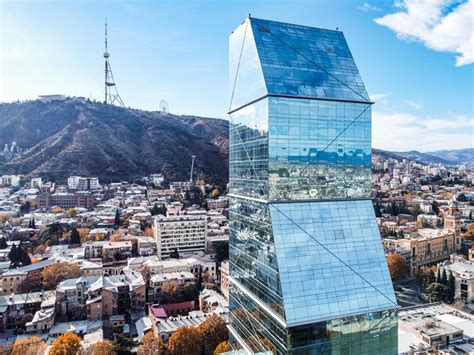 რა მოლოდინებია 2024 წლისთვის თბილისის საცხოვრებელი უძრავი ქონების ბაზარზე Kalaki Ge