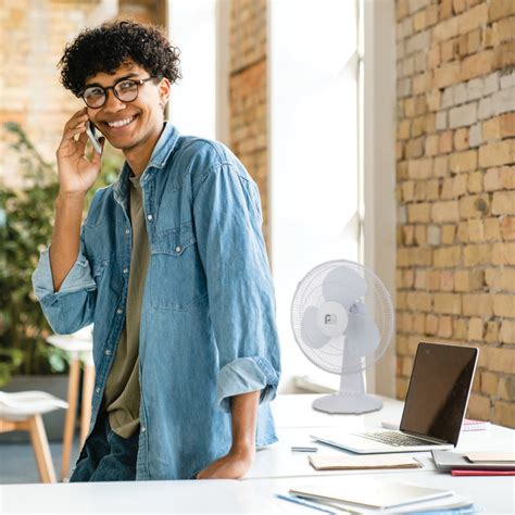 12 Table Top Fan With 3 Cooling Speeds And Oscillation Function