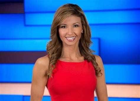 Julie Durda Wplg Bio Age Height Weight Career Husband Net Worth