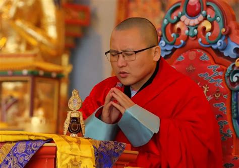 Гандантэгчэнлин хийдийн Тэргүүн их хамба ламыг 11 дүгээр сарын 18 нд ширээнд нь зална Hardnews Mn