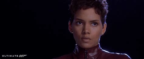 Halle Berry James Bond 