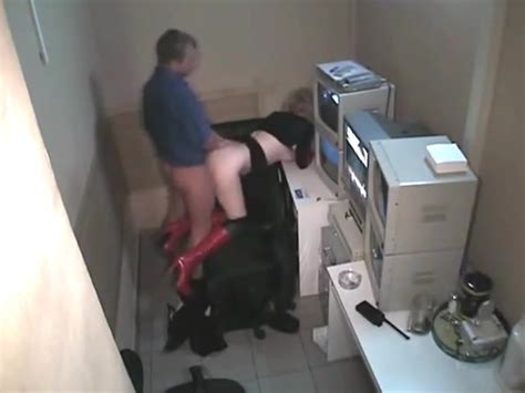 Sexo grabado en cámaras de seguridad PORNDROIDS COM