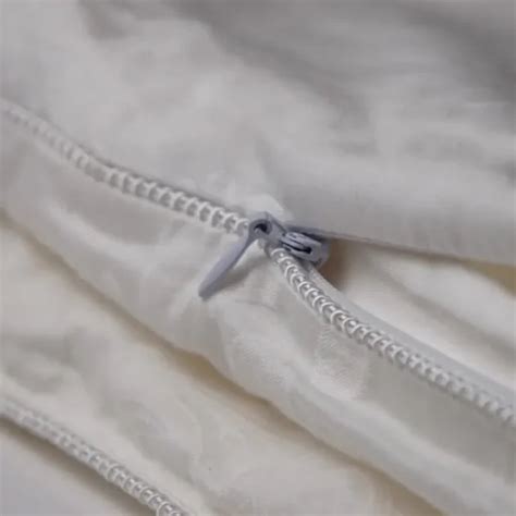 Classic Duvet Filled With Mulberry Silk Wadding Sigma Silk