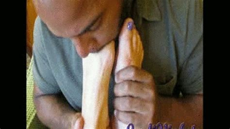 Two Pairs Of Smelly Feet Ladi Violet Clips4sale