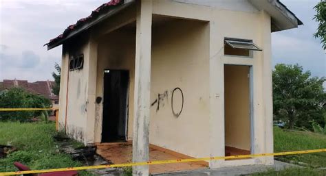 2 Remaja Yang Menjadi Punca Rakannya Terbakar Sehingga Rentung Dalam Tandas Diperintah Cuci