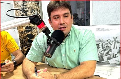 helder carvalho publica decretos para reorganizar servidores e iniciar censo funcional em sousa