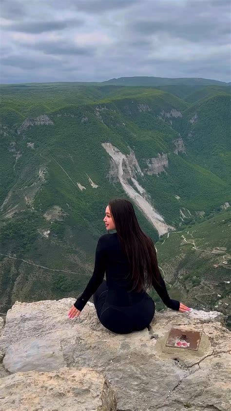 Пин от пользователя M на доске 服装 Путешествия Туристический стиль Современная фотография