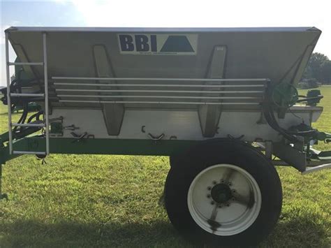 2012 B B I Magna Grasshopper Spreader Applicator Bigiron Auctions