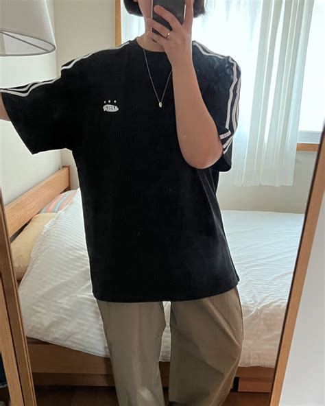 오버핏 트랙 티셔츠 화이트 블랙 차콜 배색 루즈핏 반팔 티 에이블리