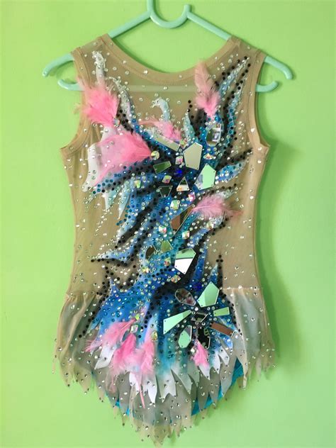 Трика за художествена гимнастика Facebook