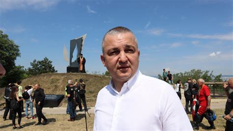 Увеличават заплатите в градския транспорт във Варна Новини бг