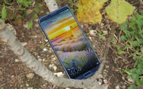 Honor View Review Lab Tests Display Battery Life Loudspeaker Audio Quality