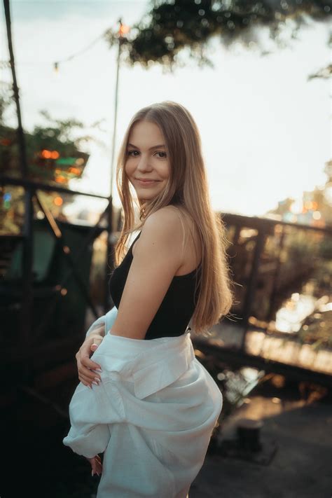 Julia Summer 22 Behance