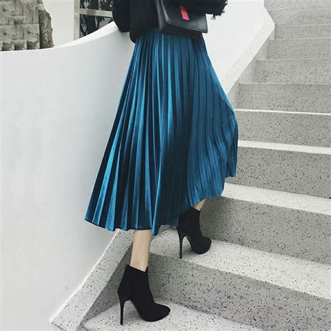 이쁘지오 이쁘지오 롱스커트 베이직 벨뱃 주름 롱치마 겨울 벨벳 플리츠 맥시롱기장 스커트 위시버킷