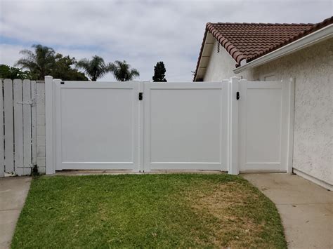 Vinyl Gates Gate Construction And Installation In Orange County Ag Vinyl
