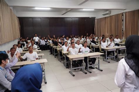 Foto Dukung Dunia Pendidikan Daikin Goes To School Kunjungi Smkn 29