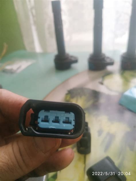 Как извлечь пины из фишки — Сообщество «Автоэлектрика на Drive2