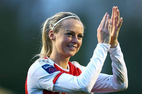 Arsenal Defender Amanda Ilestedt Announces Pregnancy The Athletic