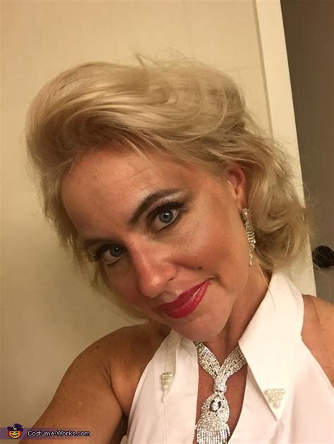 Marilyn Monroe Adult Costume How To Instructions Photo