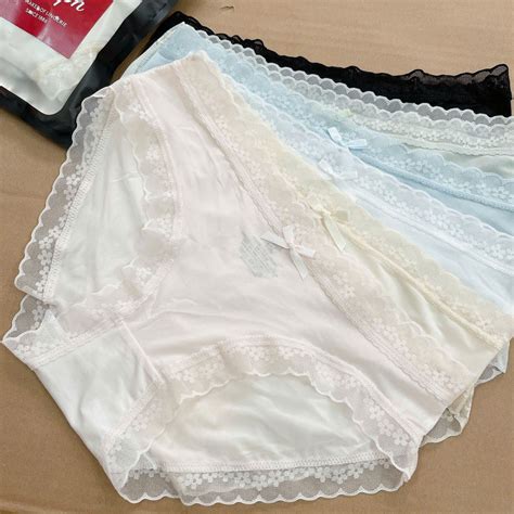 Sét 5 Quần Chip Hiệu Triumph Viền Ren Xxs Fashion